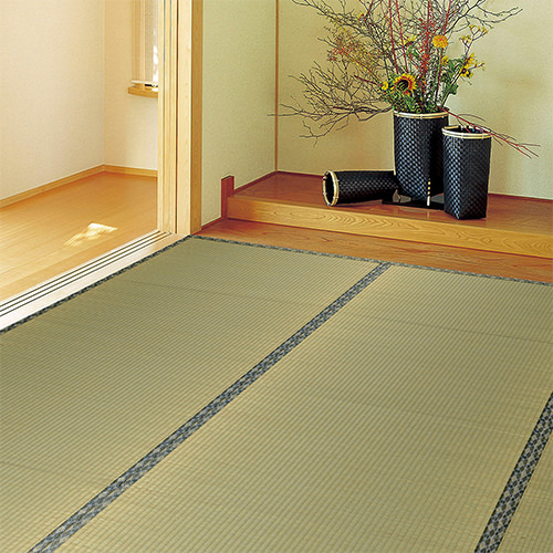 [352×440] 清々しい草の香りで気分を一新 い草カーペット 江戸間10畳の詳細 | カヴァース
